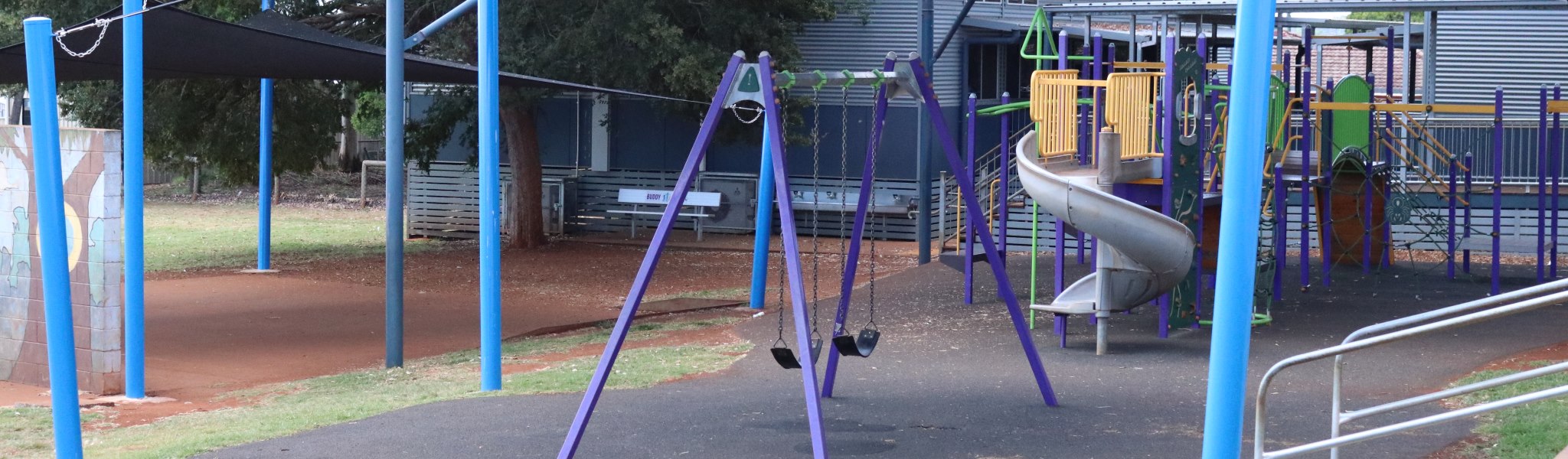 Darling Heights State School